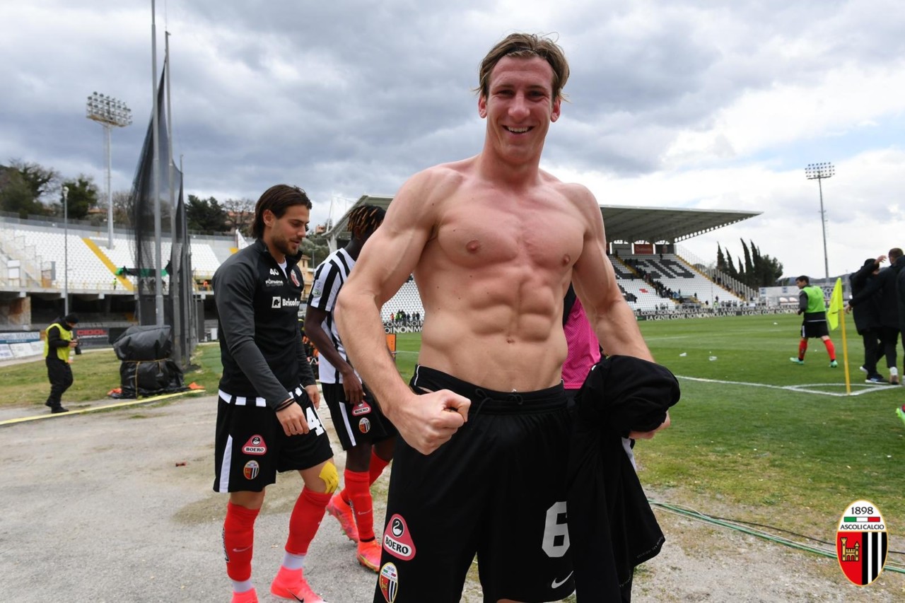 Ricominciaaaaamooooooo - Bauscia Cafè